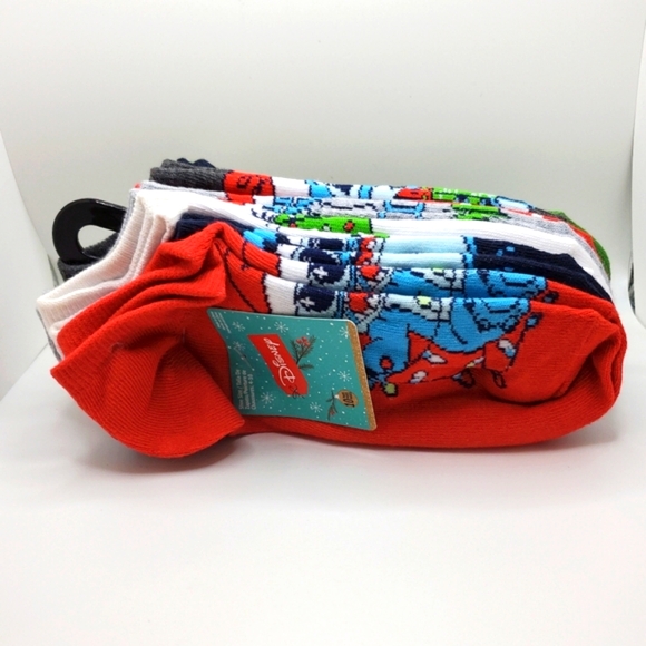 Disney | Accessories | Disney Lilo Stitch Womens Winter Holiday ...